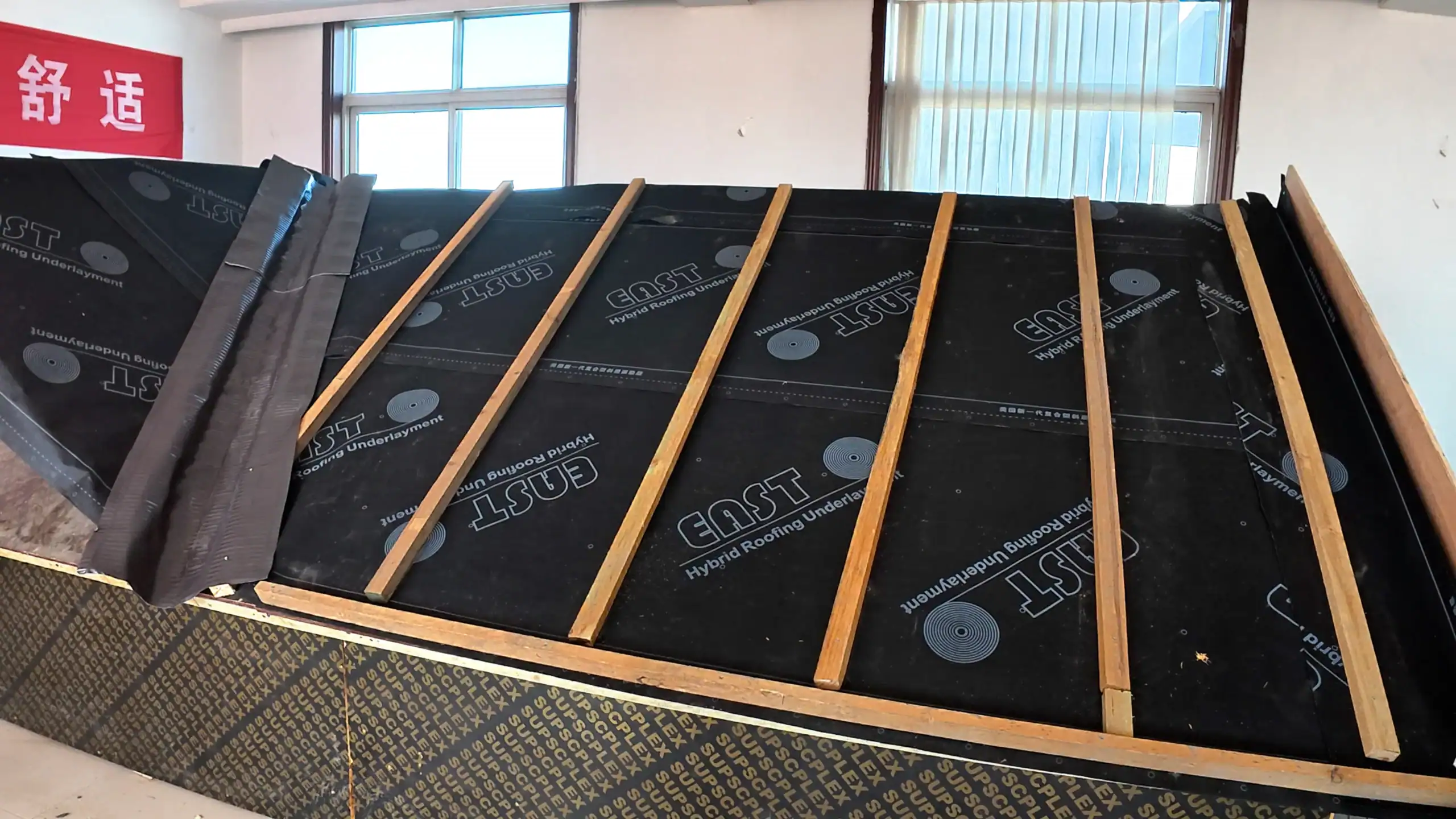 BIPV Solar Roof Tile Manufacturer | Sunlit Integrated Solar